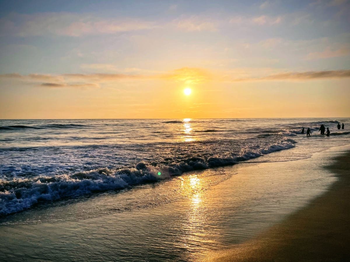 Here's How Much Longer Summer Is Lasting In California's Coastal And ...