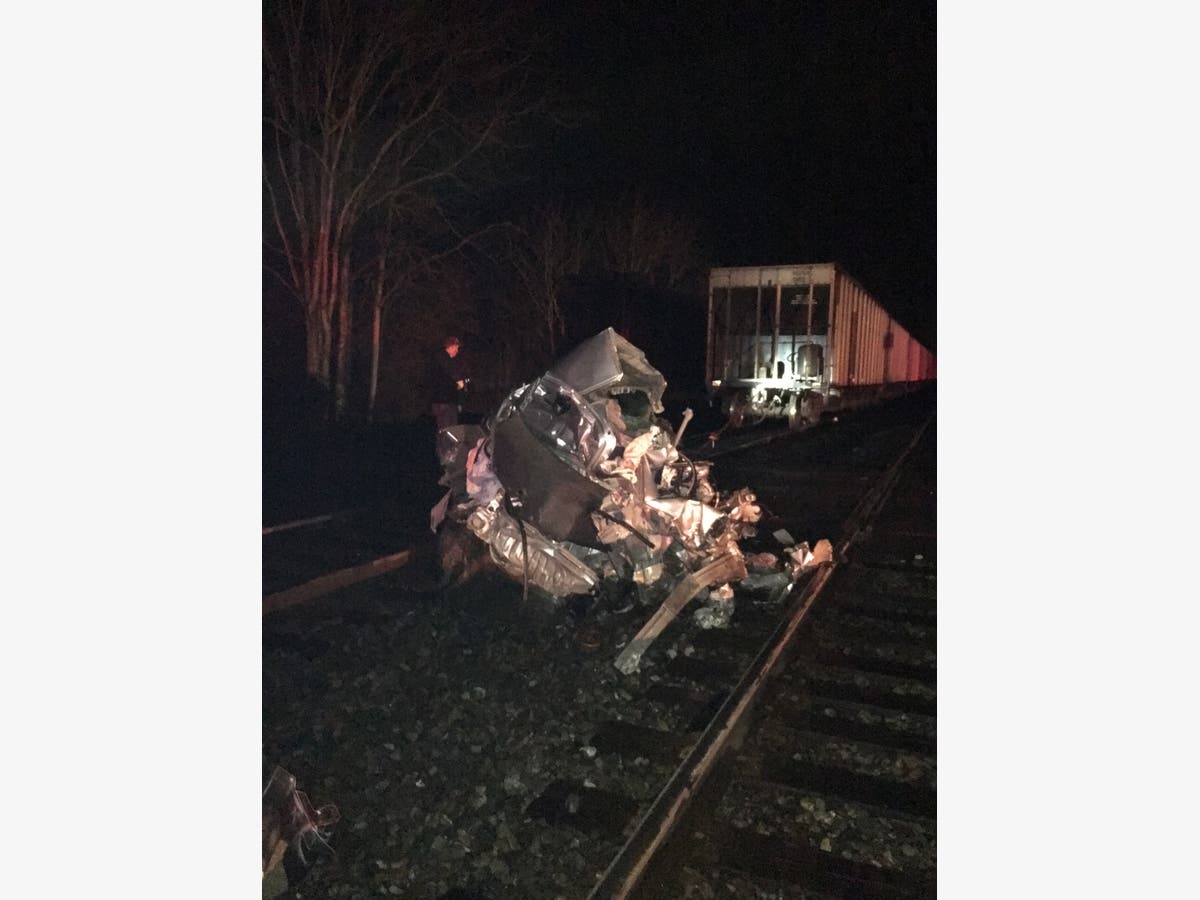 2 Trains Hit Vehicle Stuck On Tracks In Fauquier County: Police ...