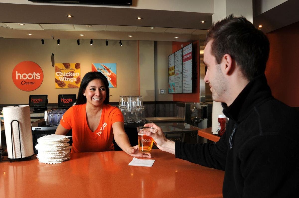 Wings rule as Hooters launches its new-generation fast-casual ...