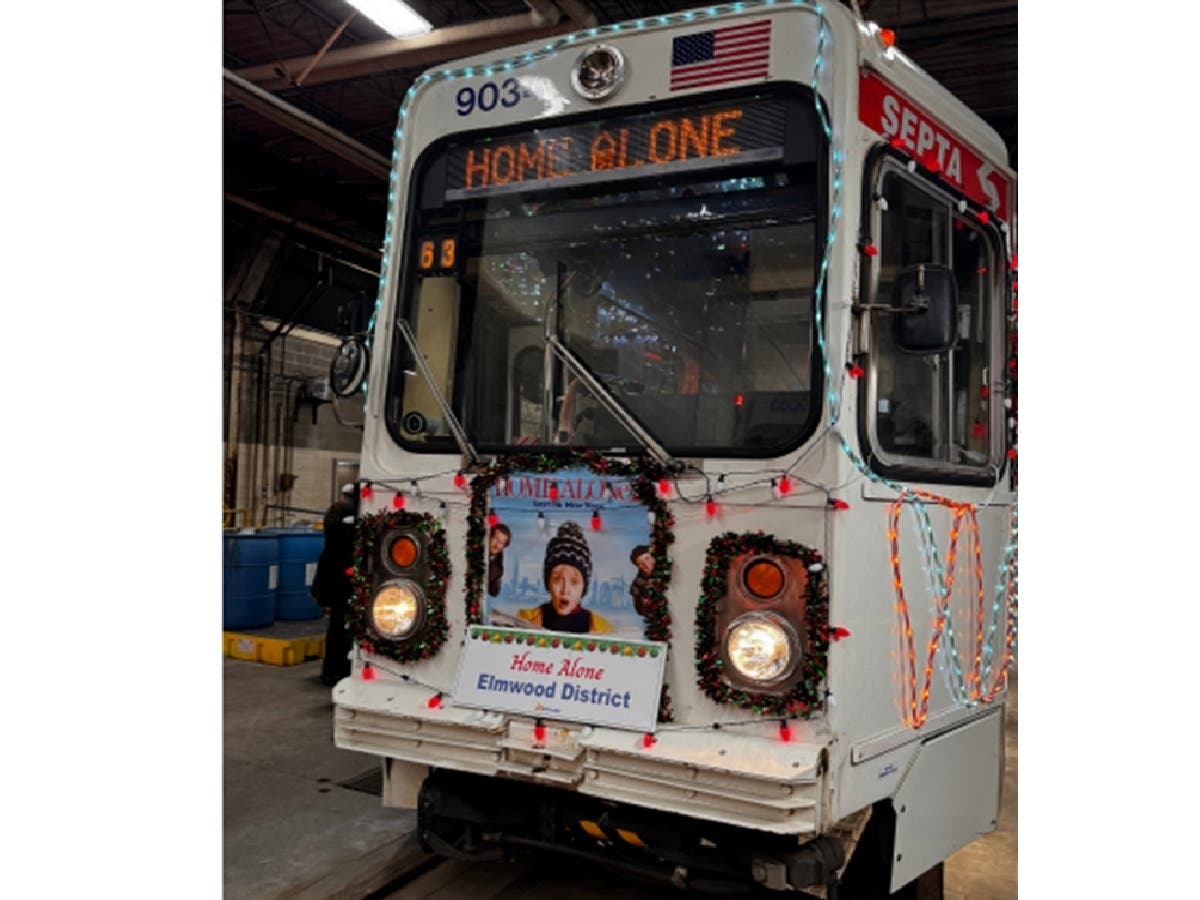 SEPTA's 'Festibuses' Spread Holiday Transit Cheer | Philadelphia, PA Patch