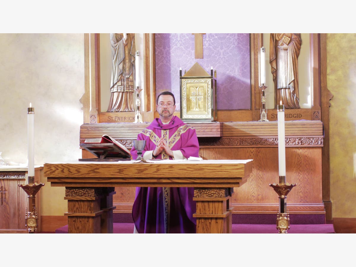 Chelmsford Priest Celebrates Nationally Televised Catholic Mass ...