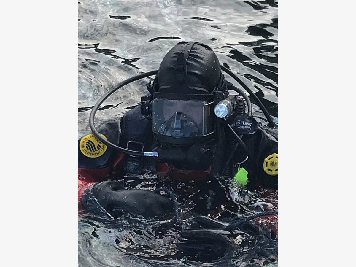 Stoneham Dive Team Completes Ice Training On Spot Pond | Stoneham, MA Patch