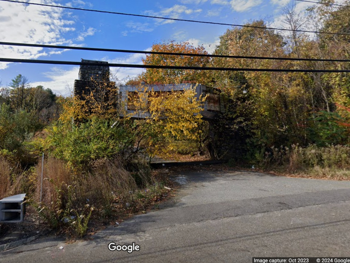 Abandoned Sutton Drive-Thru To Become Semi-Trailer Garage: Plans ...