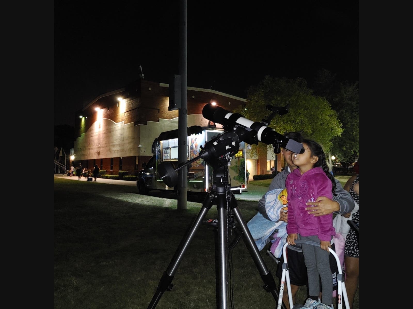 Starry Night Star Gazing August 18 a Huge Success | Park Ridge, IL Patch