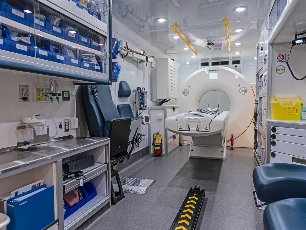 Unique mobile emergency room brings stroke care to the patient | Glen ...