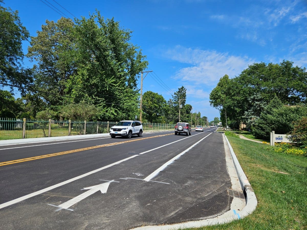 Gross Point Road Gets New Bike Lanes As Part Of $8 Million In Upgrades ...