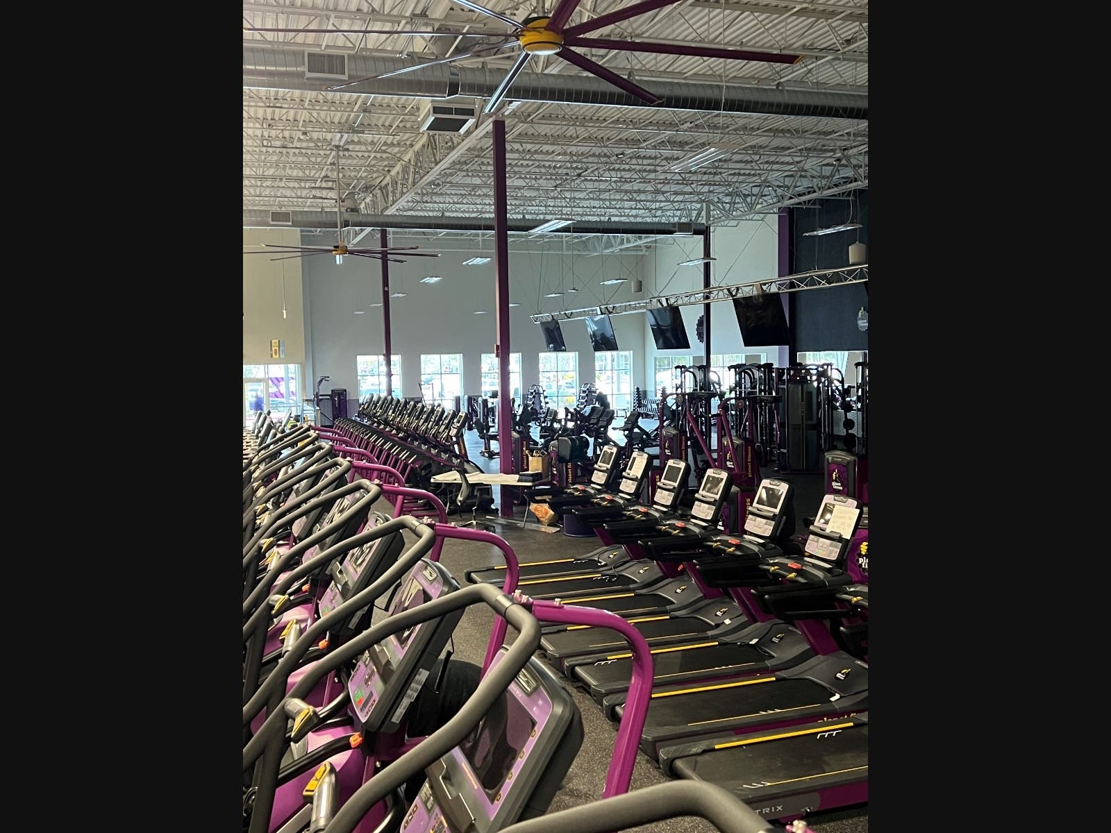 Planet Fitness Opens Judgement Free Fitness Center in Issaquah ...