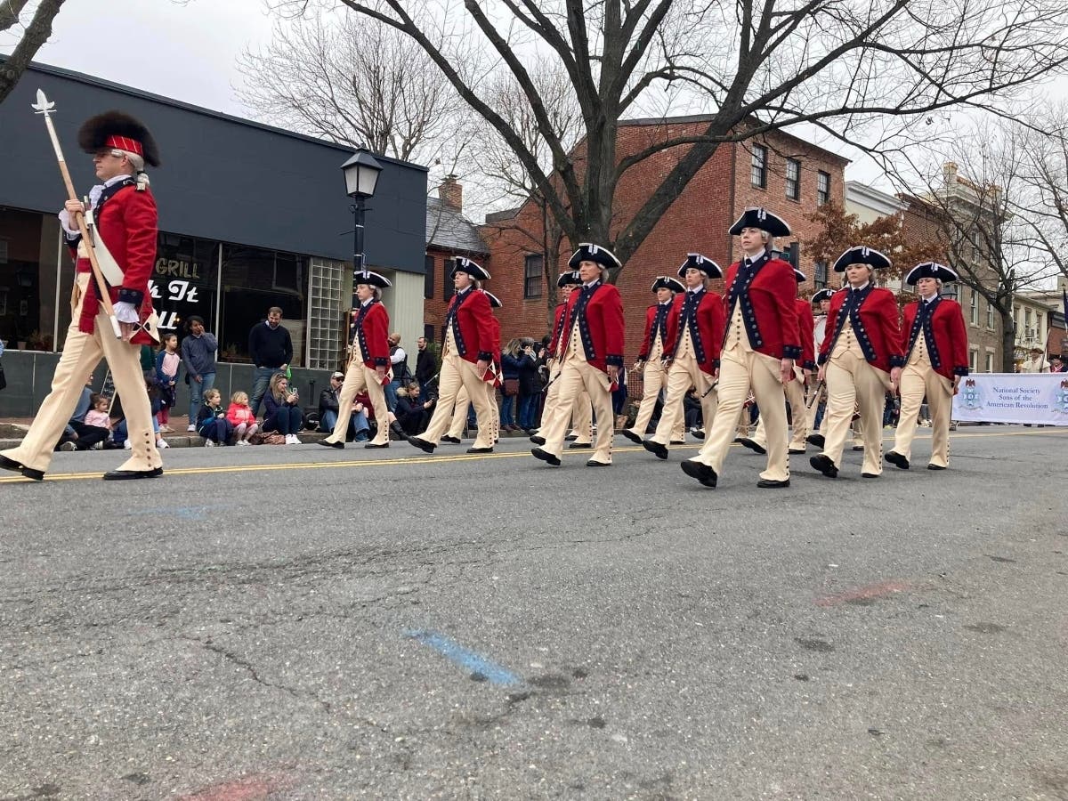 George Washington Parade Held On Revolutionary War Anniversary | Old ...