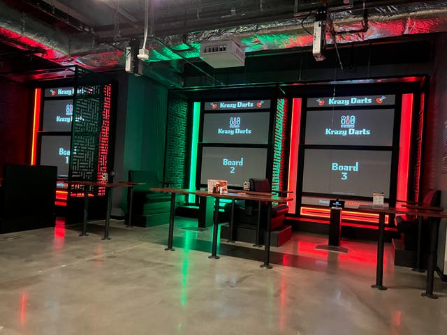 New 810 Entertainment With Bowling, Games Opens At Dulles Town Center ...