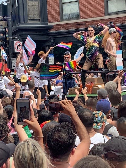 Pride Done The Chicago Way: Photos Of Chicago Pride Parade | Chicago ...