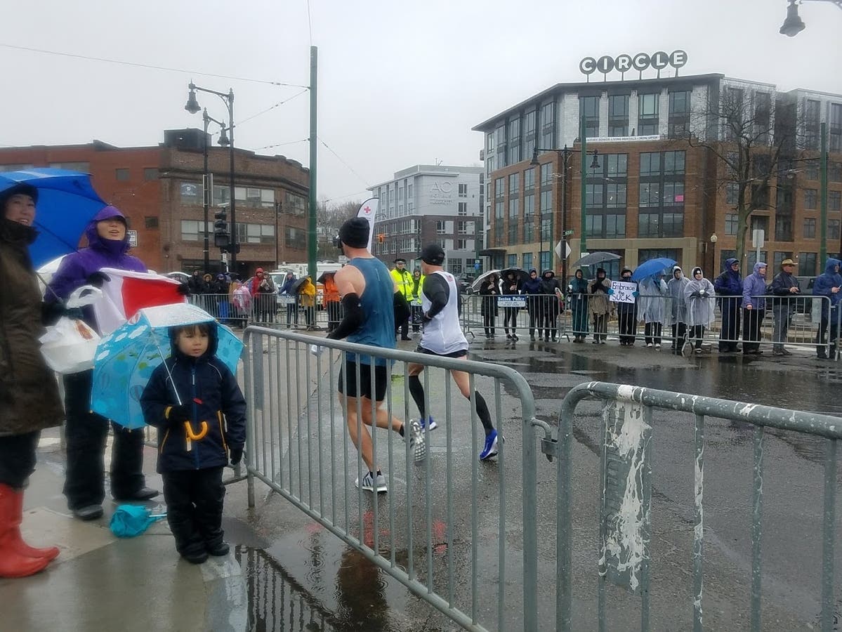 Who Braved The Rain For 'Runner Christmas' Monday? | Brookline, MA Patch