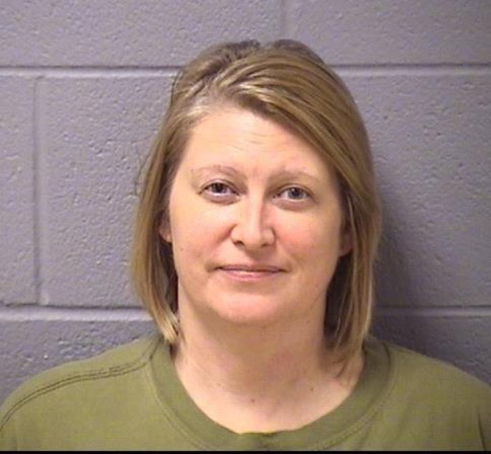 Woman Stiffed Champions Sports Bar On Liquor Tab: Complaint | Joliet ...