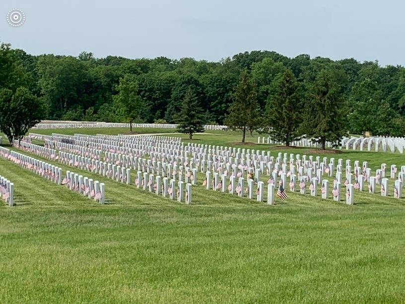 75,000 American Flags: City of Joliet Volunteers At Abraham Lincoln ...