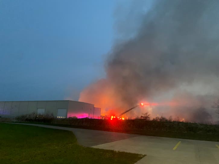 Joliet Fire Captain Hurt Battling Huge Fire At Rovanco Piping Systems ...