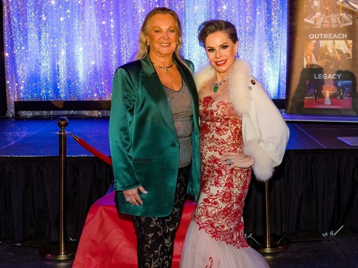 Circus Arts Conservatory raises $400,000 during 25th Anniversary Gala ...