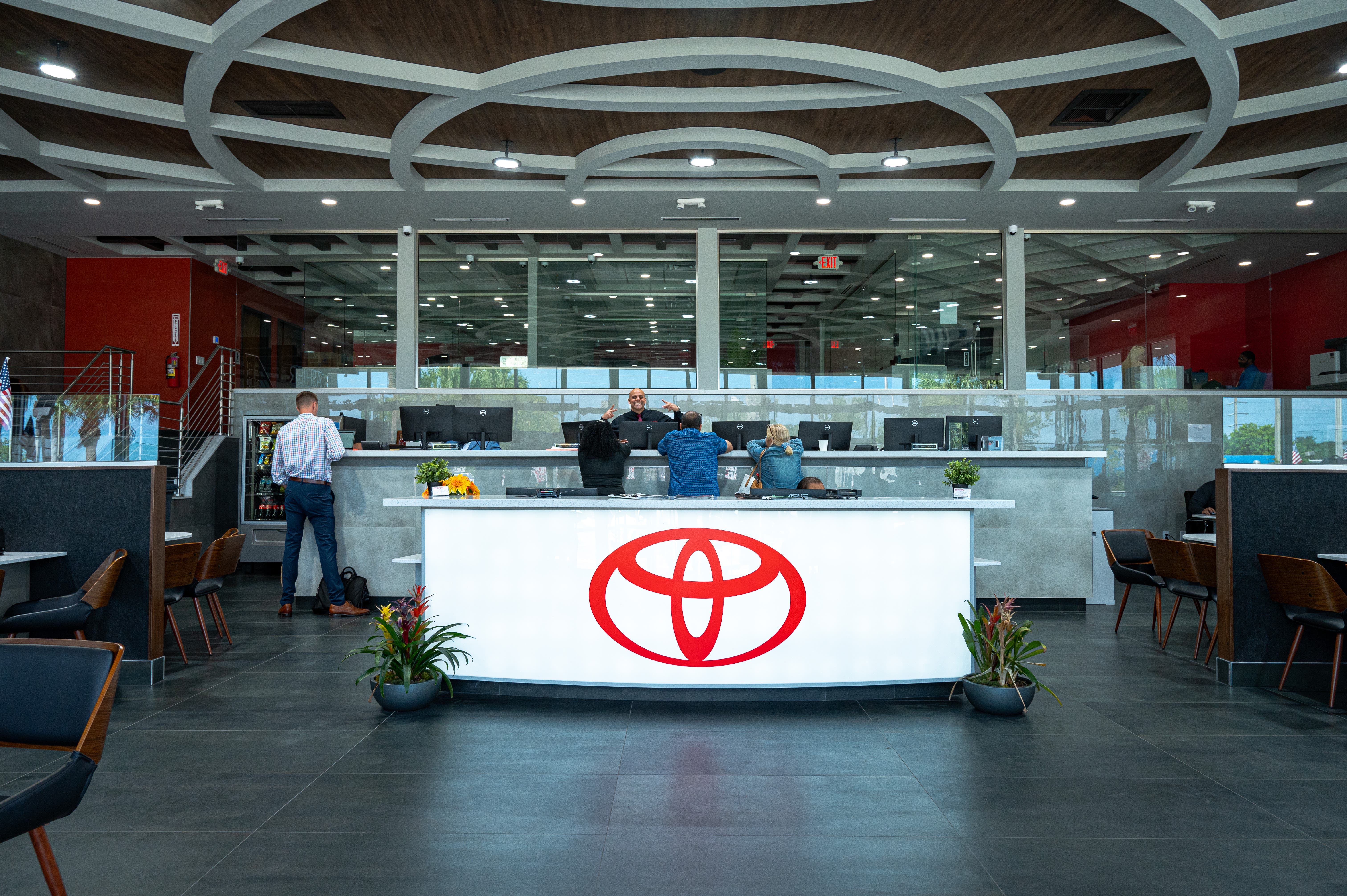 Craig Zinn Automotive Group Expands Toyota of Hollywood’s Amazinn Used ...