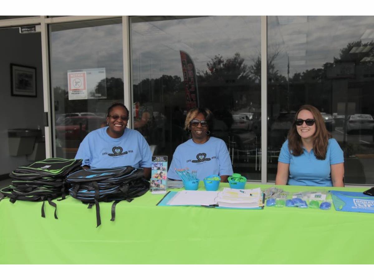 Donate Life Virginia Helps Lorton Children Get Ready for School ...