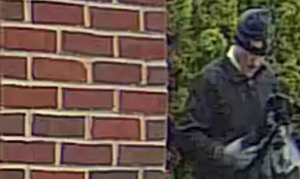 Andover Police Release Photos Of Armed Robbery Suspect | Andover, MA Patch