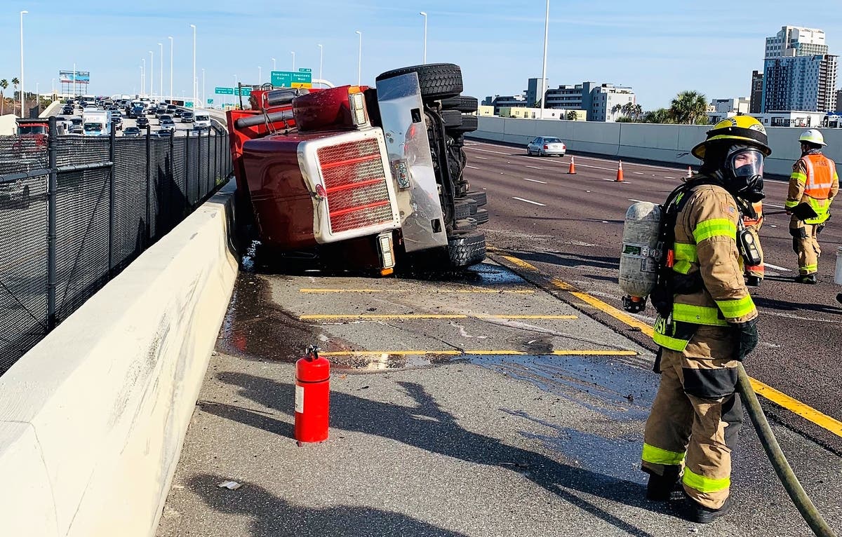 Overturned Dump Truck Causes Portions Of I 275 To Close Tampa Fl Patch
