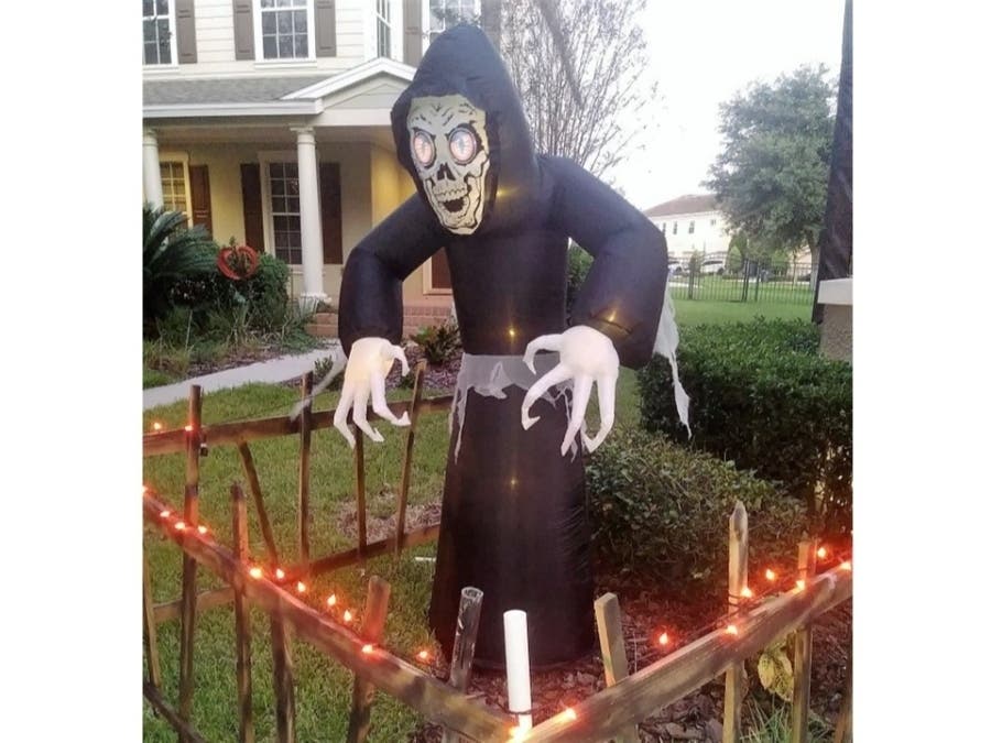 FishHawk Fright House: Haunted Venue Scares Up Neighborhood Tradition ...