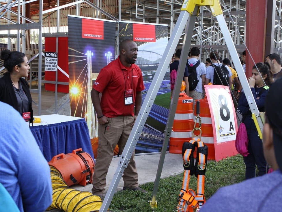 Tampa Bay Construction Industry Hosts High School Student Career Day ...