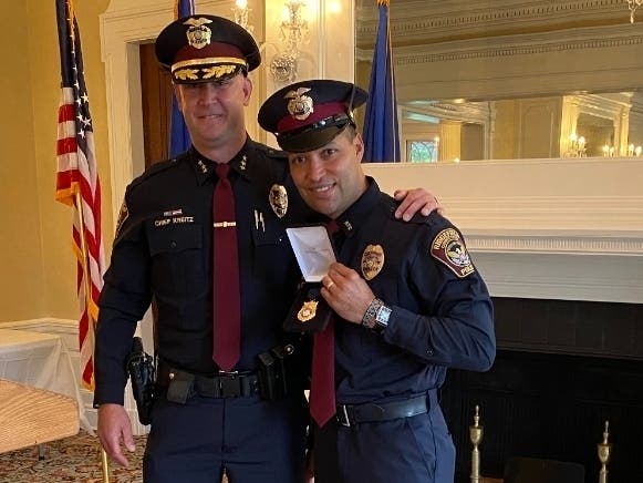 Ridgefield Police Honor Officers Who Went 'Above And Beyond ...