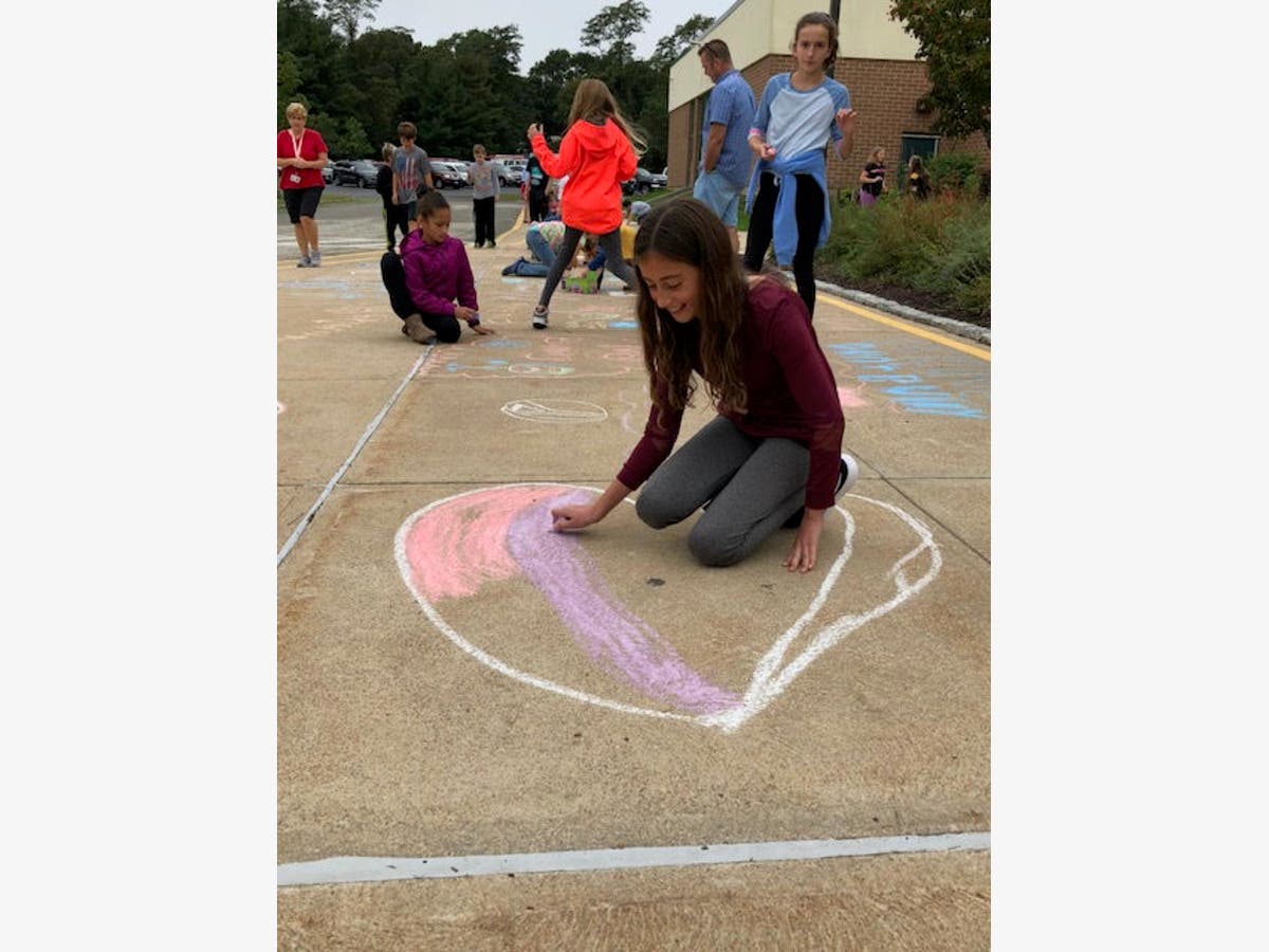 Pier School Fifth Graders "Chalk It Up" Against Bullying Photos ...