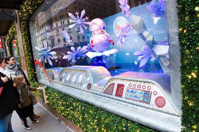 Photos: See The Most Beautiful Christmas Holiday Windows in NYC | New ...
