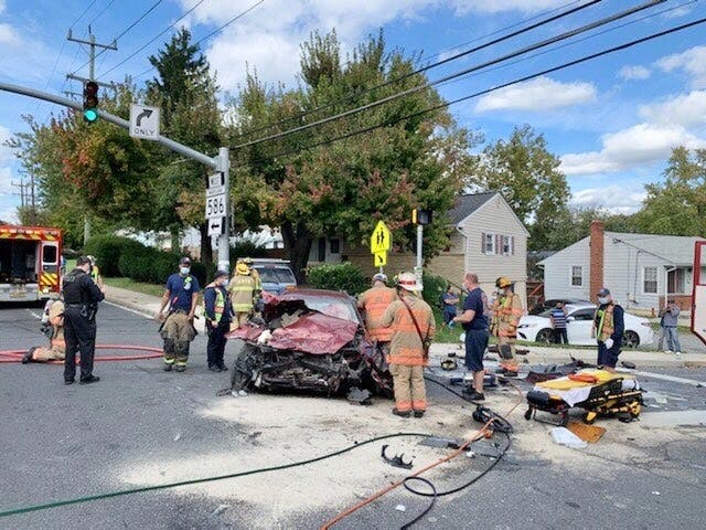 2 Hospitalized With Serious Injuries Following Wheaton Crash: PD ...