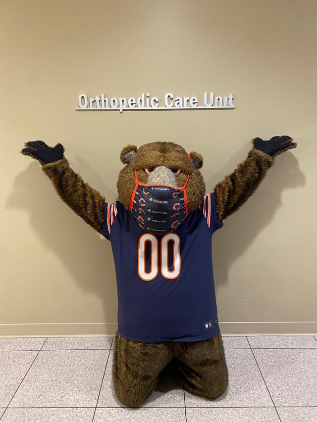 Staley Da Bear Visits Advocate Lutheran General Hospital - Park Ridge ...