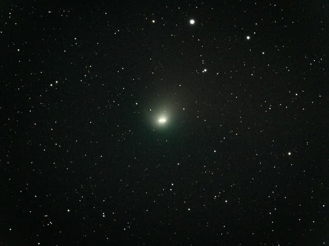 LI Teen Captures Green Comet Photo Using Telescope, Camera | Smithtown ...