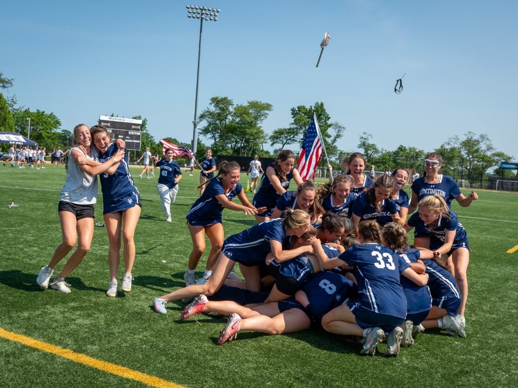 Huntington HS Girls Lacrosse Team Wins Long Island Championship ...
