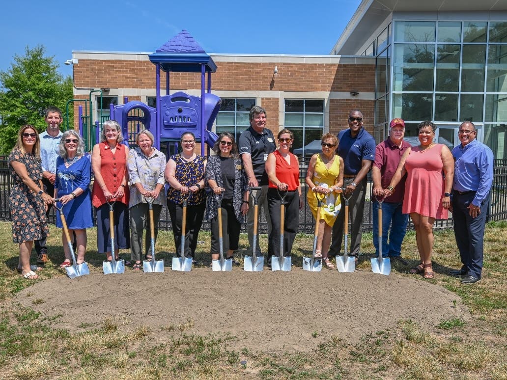 Officials Break Ground On North Laurel Community Center Addition With 2 ...