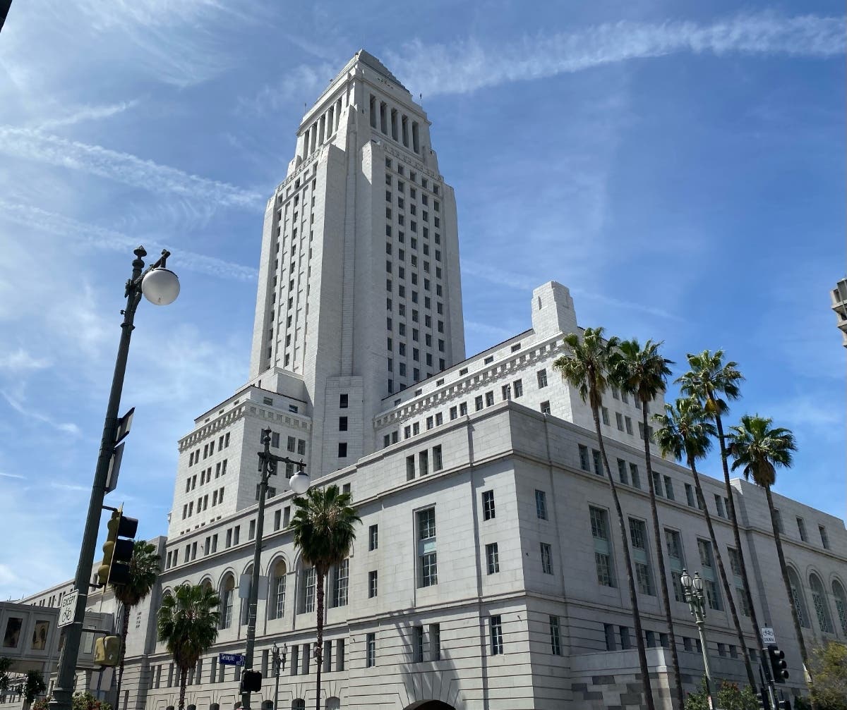 Ex-Deputy Mayor Admits To City Hall Bomb Threat Hoax | Los Angeles, CA ...