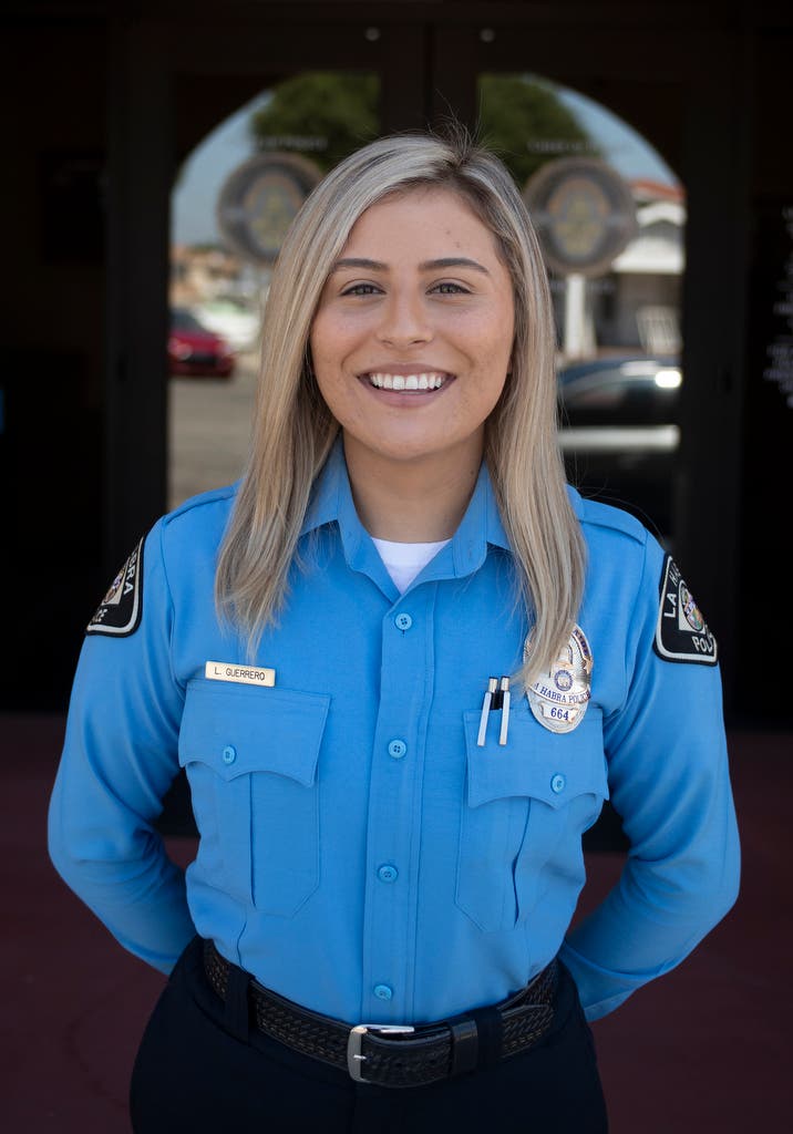 Police service aid pursues law enforcement to honor late brother ...