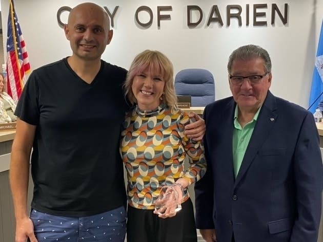 Darien Woman Honored For Rescuing Man | Darien, IL Patch