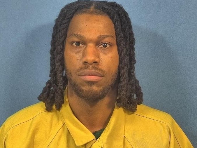 Box Ripped From Elmhurst Delivery Worker's Hands: Police | Elmhurst, IL ...
