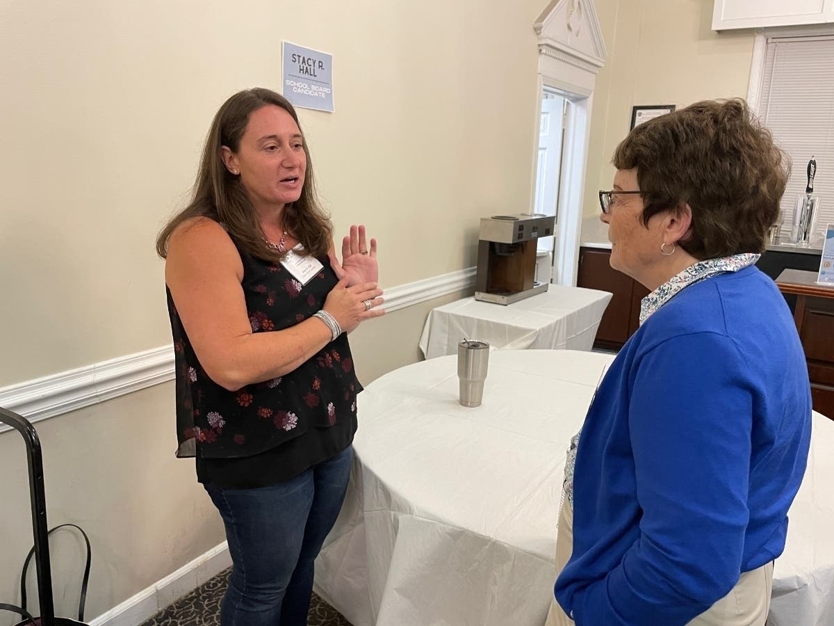 Fairfax City Residents Meet One-On-One With Mayor, Council Candidates ...