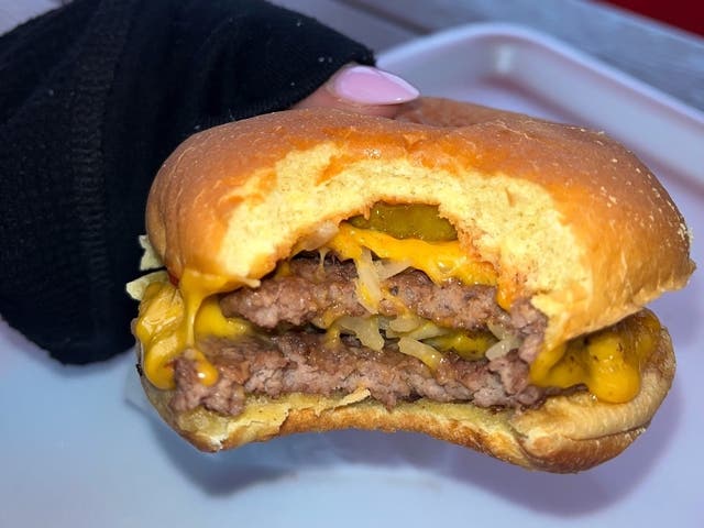 No Undercooked Burger Warning On Menu At Arlington Eatery: Inspections ...