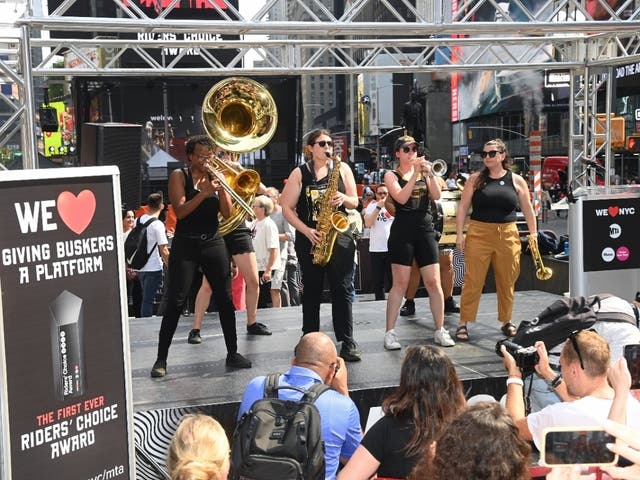 Video: 'Brass Queens' Crowned NYC's Best Subway Buskers | New York City ...