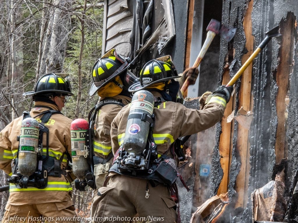Firefighters Fight 2-Alarm Fire On Hackett Hill Rd In Hooksett ...