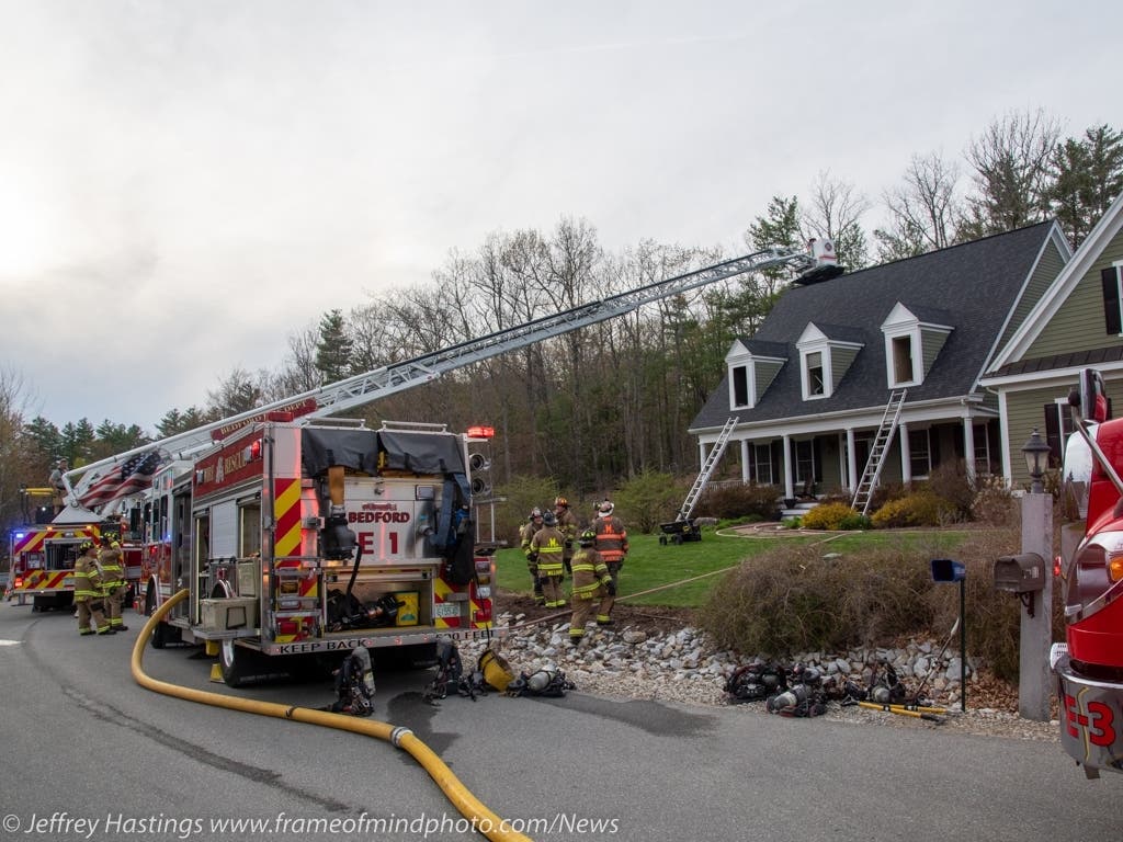 Residents Safely Escape 2-Alarm Fire On Elizabeth Way In Bedford ...