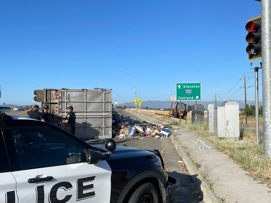 Overturned Truck Shuts Down 580 Offramp: CHP | Livermore, CA Patch