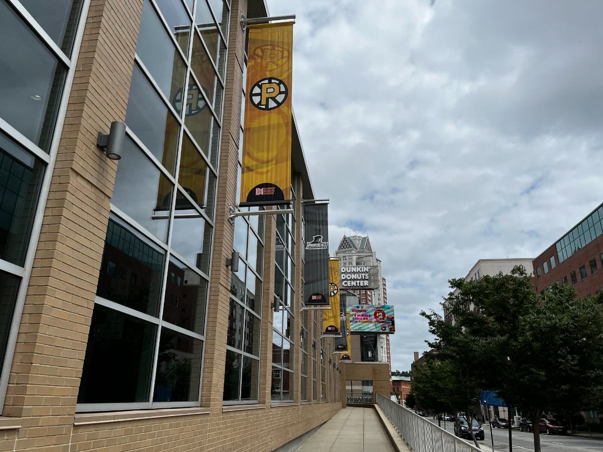 Bye-Bye, Dunk: Dunkin' Donuts Center Signage Removed | Providence, RI Patch