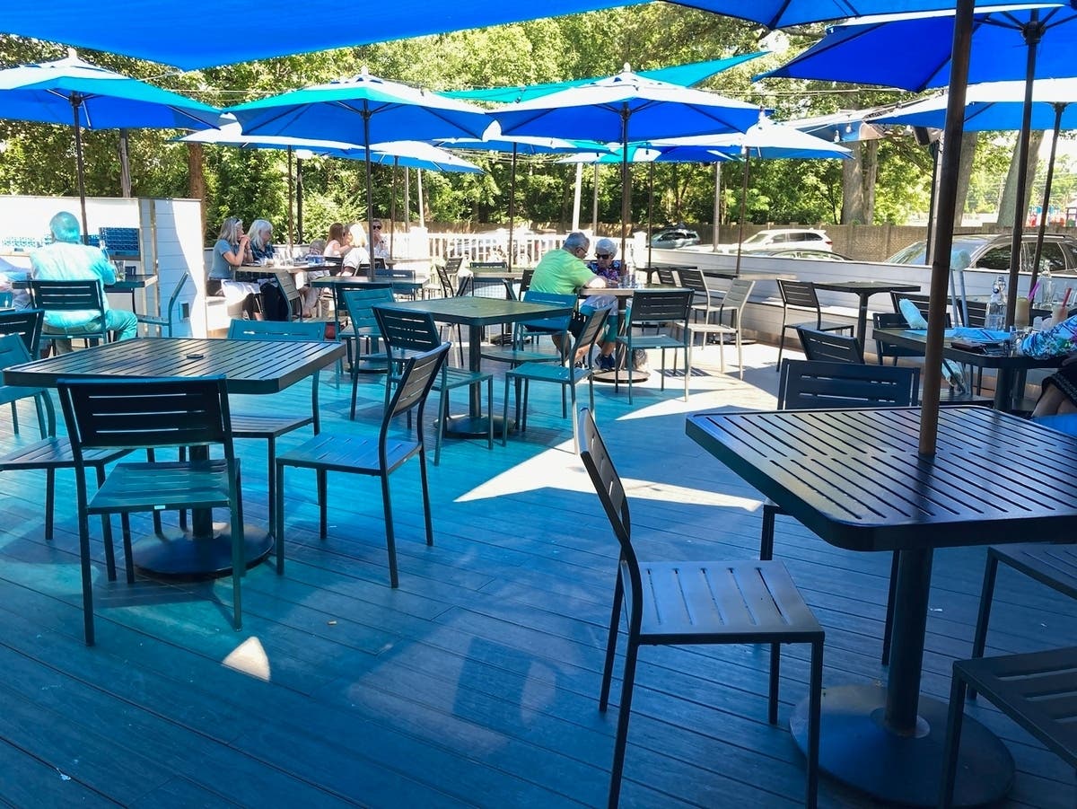 Here's How Many MA Restaurants Made A List For Best Outdoor Dining ...