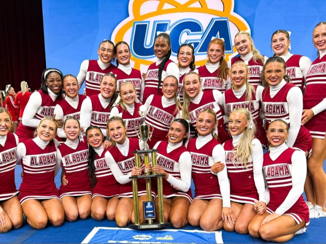 Alabama Cheer Squad Wins UCA All Girl National Championship ...