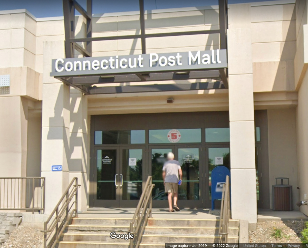 Milford Mall: Teens Not Allowed Without Adult Supervision | Milford, CT ...