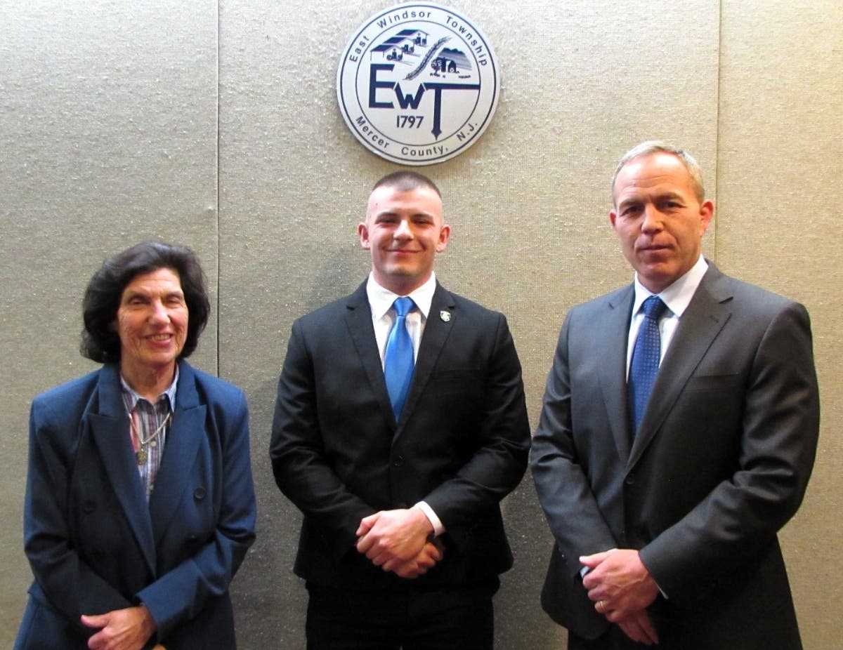 New Police Officer Takes Oath Of Office In East Windsor | East Windsor ...