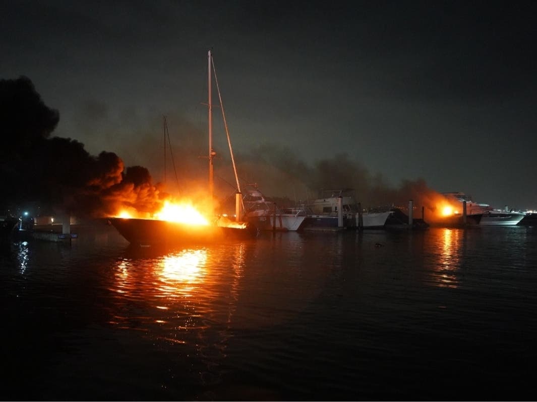 Multiple Boats Caught Fire At Tampa Yacht Club: Fire Officials | Tampa ...