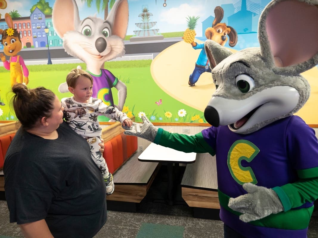 Chuck E Cheese Games 2022 Chuck E Cheese Games 2022
